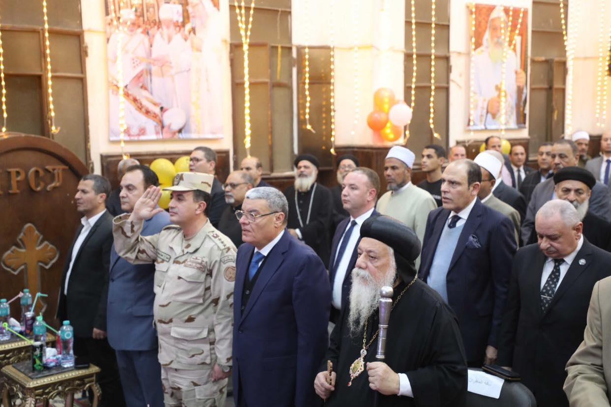 بالصور محافظ المنيا يشهد حفل ترقية الأنبا ديمتريوس مطرانًا مصراوى