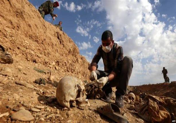 معركة الموصل العثور على مقبرة جماعية لمئات السجناء في سجن ب مصراوى