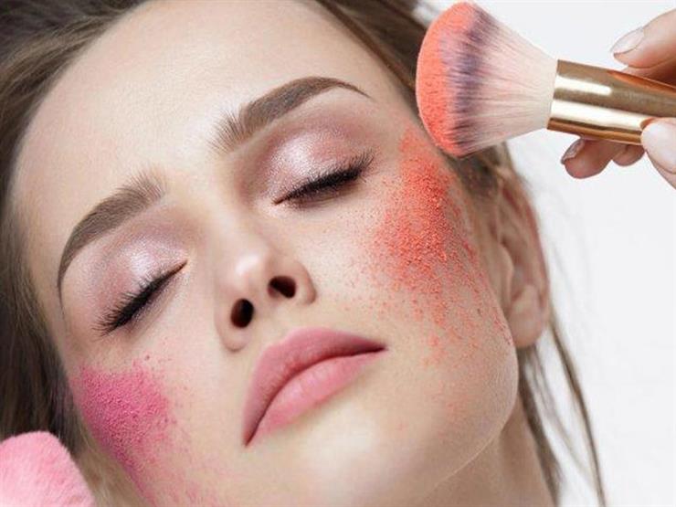 تعرفي على الطريقة الصحيحة لوضع أحمر الخدود | مصراوى