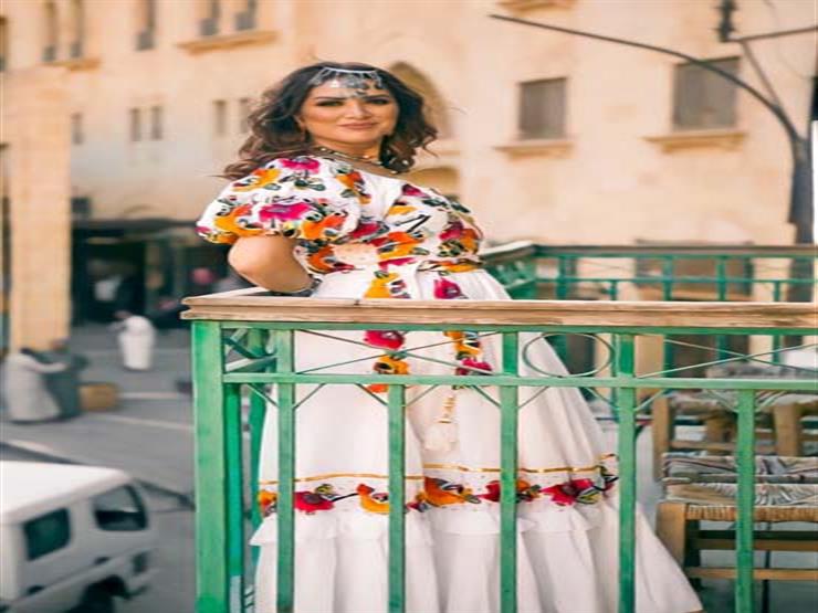 زين عوض تطلق فيديو كليب "ميدلي" يضم أغاني سميرة توفيق | مصراوى