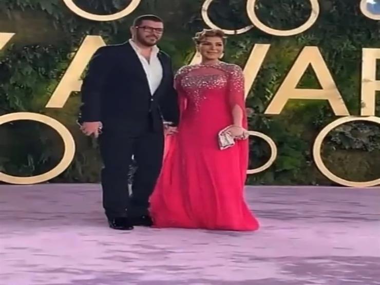 Asala thanks Turki Al-Sheikh after being honored at the Joy Awards..and ...