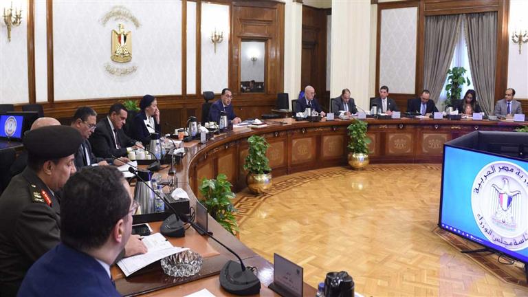 مدبولي توجيهات رئاسية بسرعة إصدار الرخصة الذهبية للمشروعا مصراوى