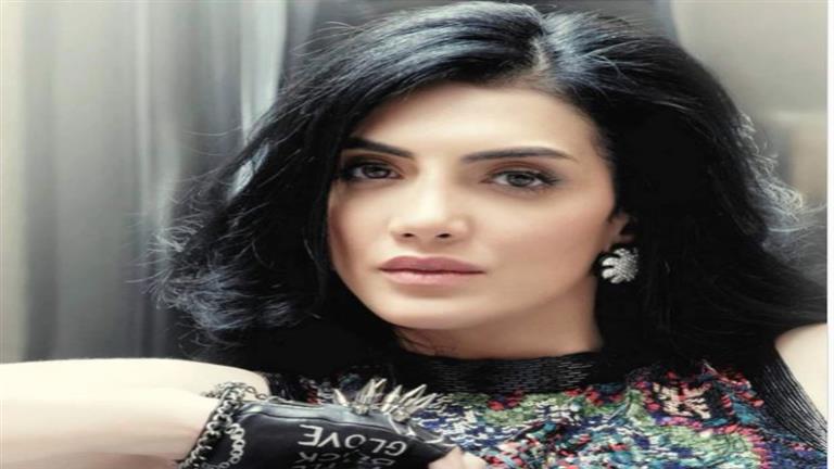 حورية فرغلي تثير الجدل حول حقيقة ارتباطها بسبب فنان مصراوى