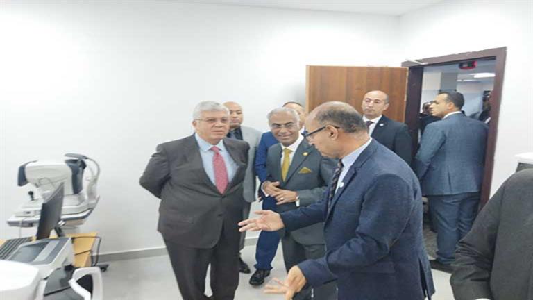 بمليار جنيه وزير التعليم العالي يفتتح العيادات الخارجية في مصراوى