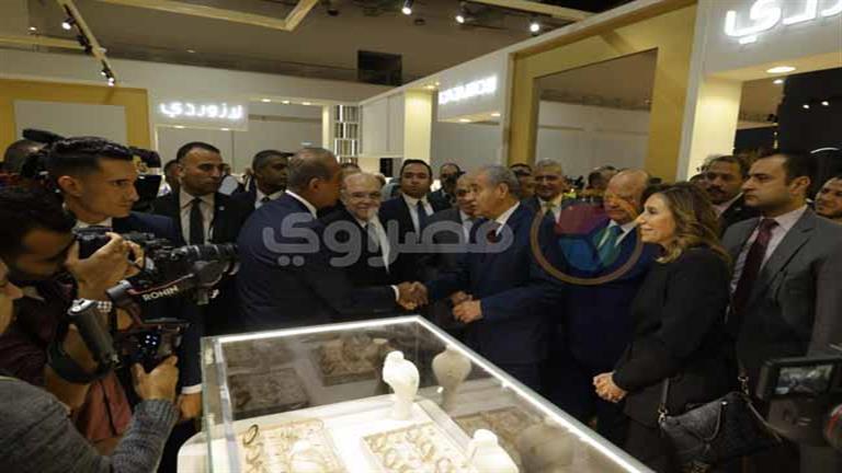 إطلاق أول Atm لبيع وسحب سبائك الذهب وزيرا التموين والصناعة يفتتحان