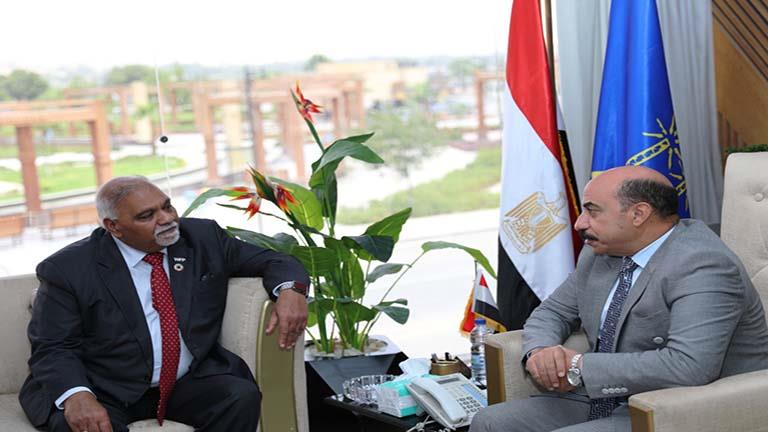 محافظ أسوان يلتقي مدير برنامج الأغذية العالمي لبحث تقديم الد مصراوى