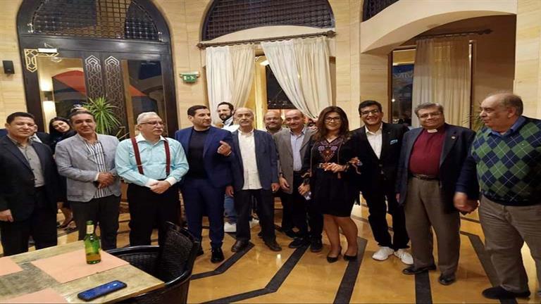 أول تعليق من فاطمة ناعوت على ظهور البيرة أثناء مؤتمر تكوين مصراوى